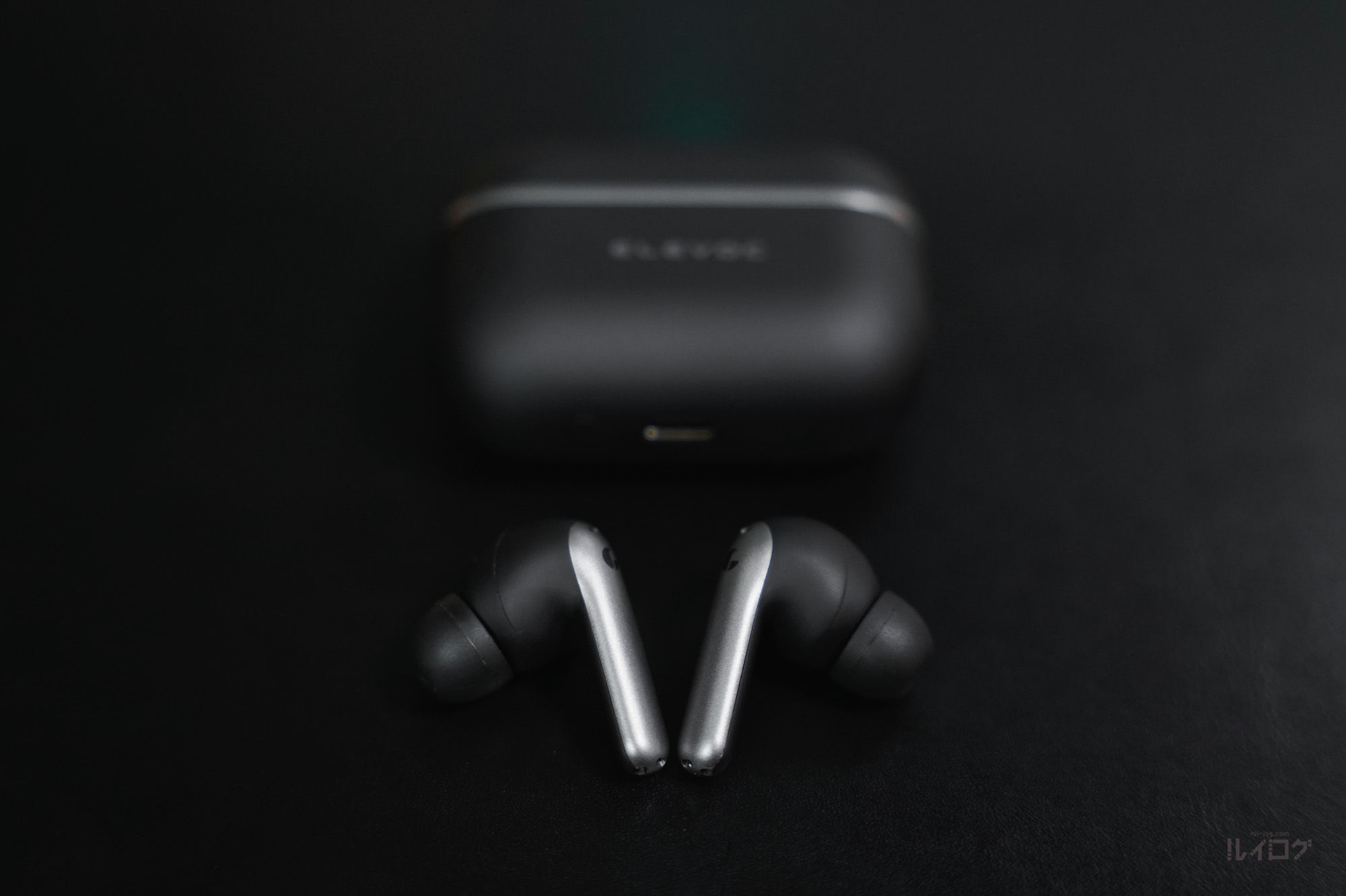 Elevoc Clearレビュー。完全独立型ノイキャンイヤホンで、周りの音を拾わない最強の通話品質！