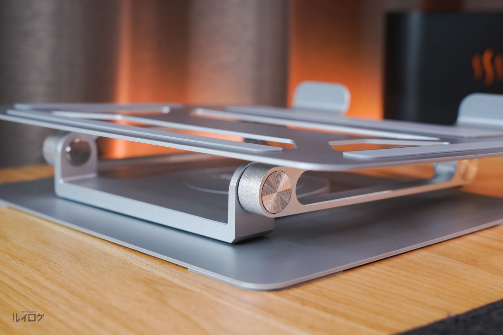 BoYataノートパソコンスタンド レビュー | 360°回転式で使い勝手抜群！一緒に使えるマグネットケーブルホルダーも紹介 | ルイログ