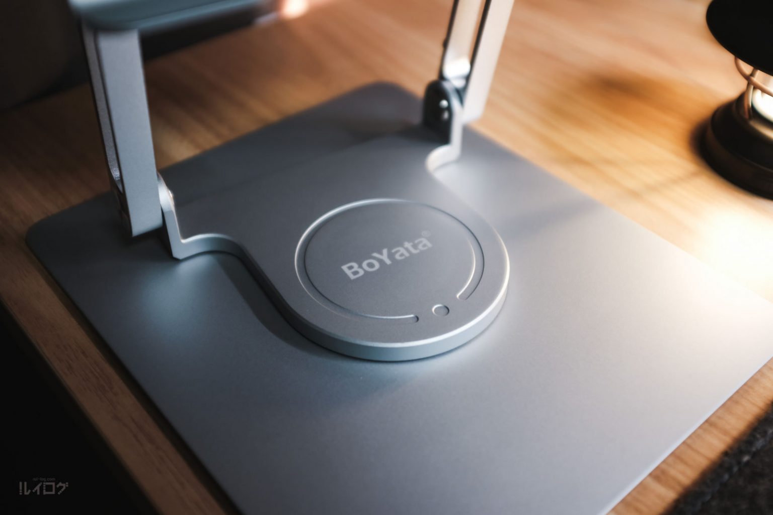 BoYataノートパソコンスタンド レビュー | 360°回転式で使い勝手抜群！一緒に使えるマグネットケーブルホルダーも紹介 | ルイログ