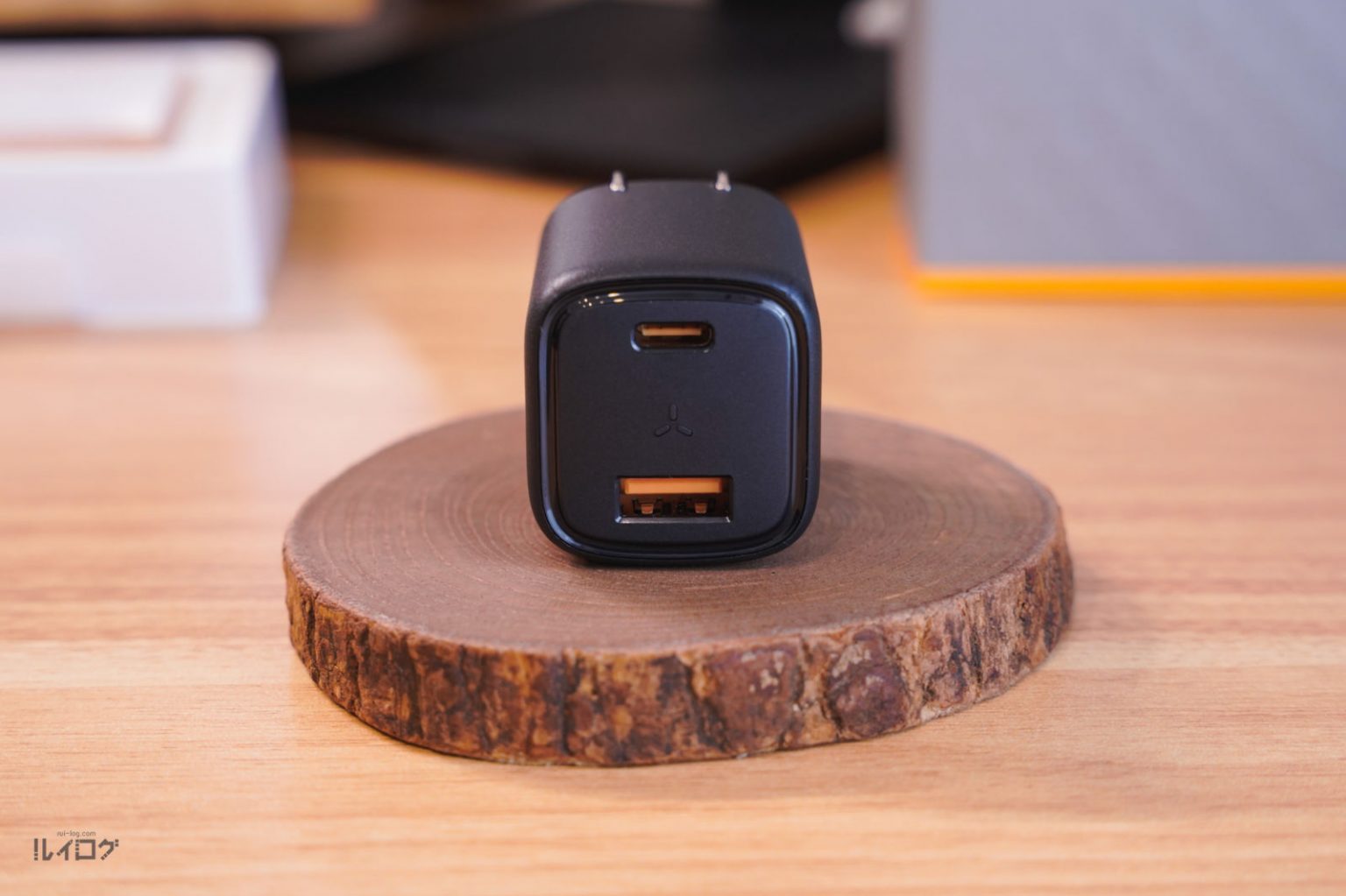 VOLTME ‎Revo 30 Duo CA 充電器 レビュー | PD30W/2ポート/USB-CとAポート/GaN III採用で小型/折畳 ...